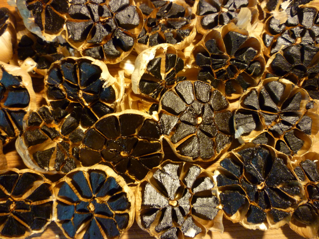 Công dụng của tỏi đen được mệnh danh [[Thần dược]] Đất Việt